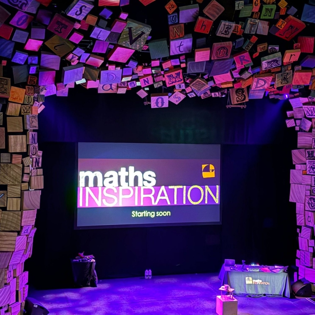 Dane Court Grammar School - Maths Inspiration Lectures Trip, London